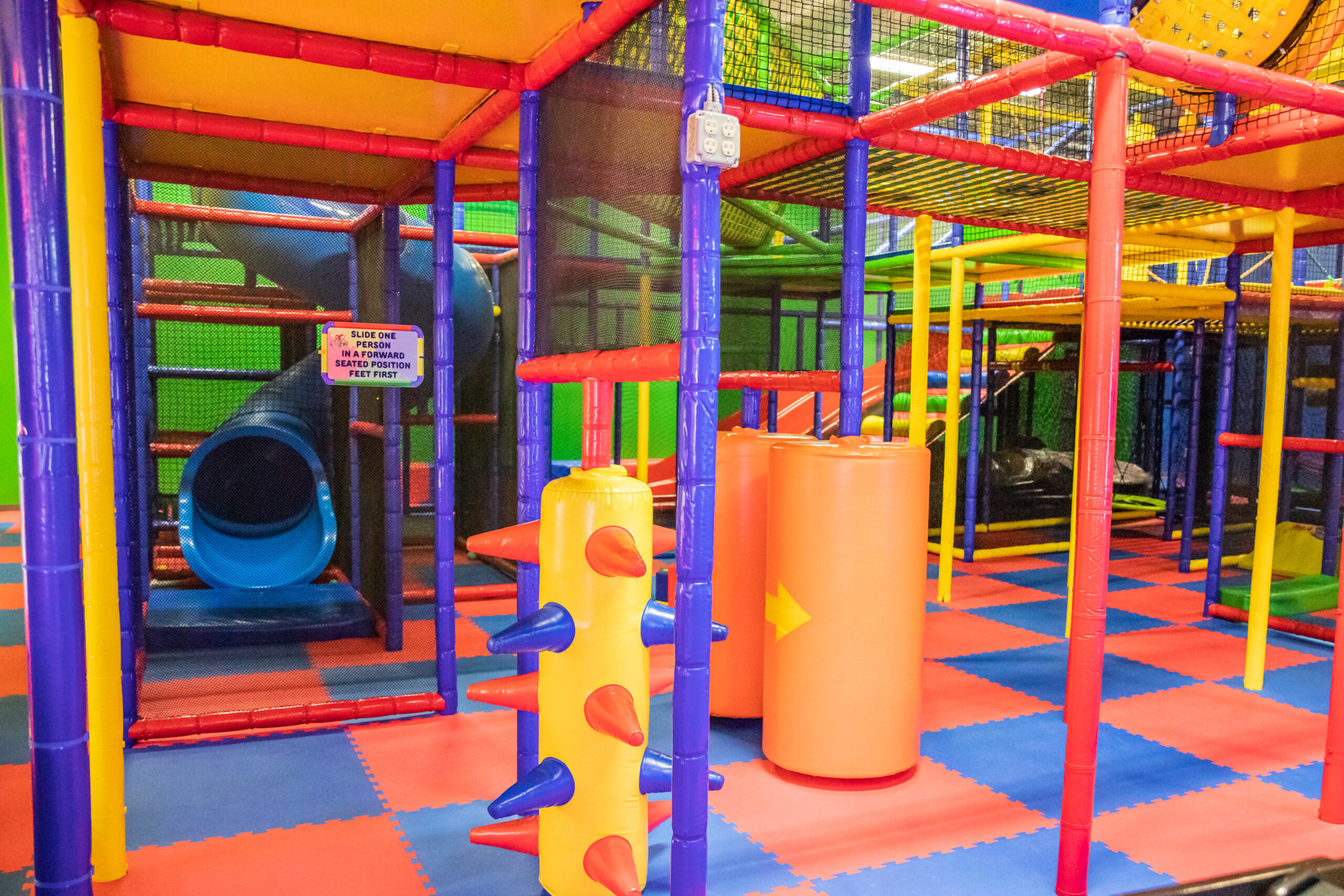 Phoenix, Arizona - Luv 2 Play